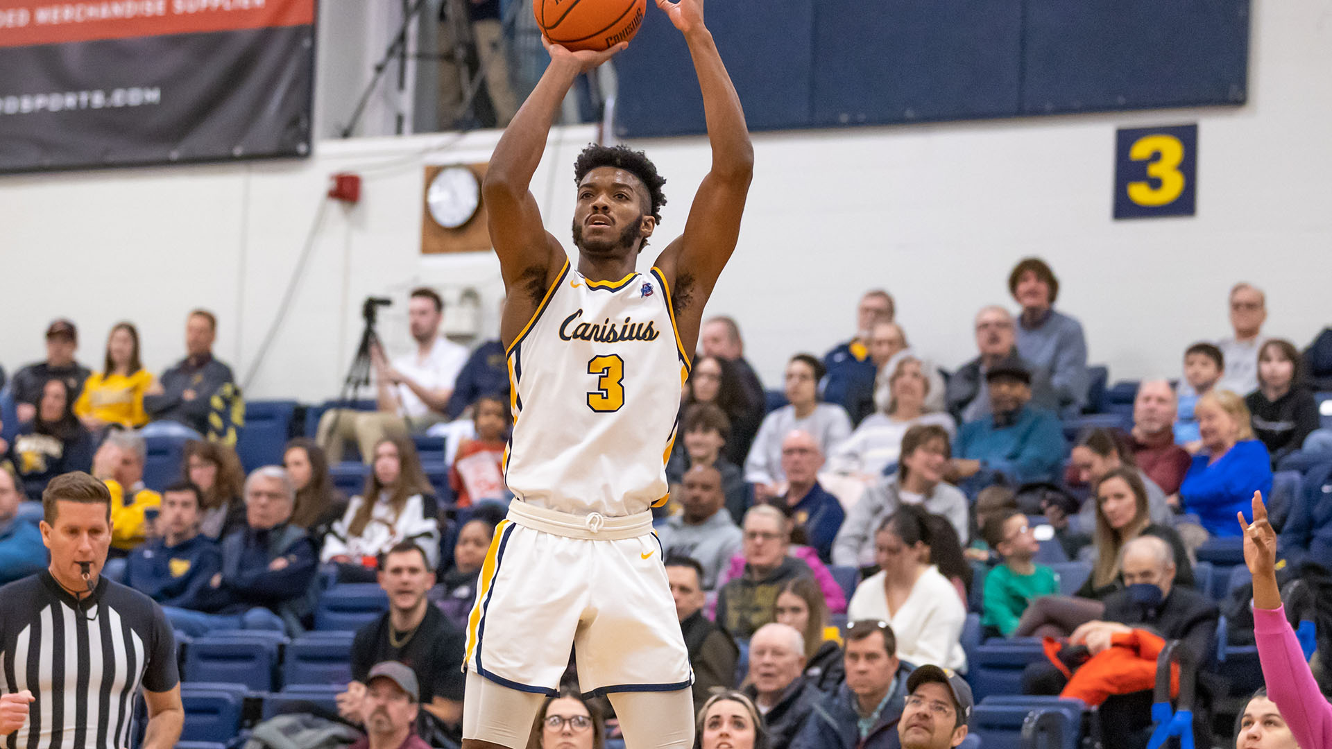 Jordan Henderson - Men's Basketball - Canisius University Athletics