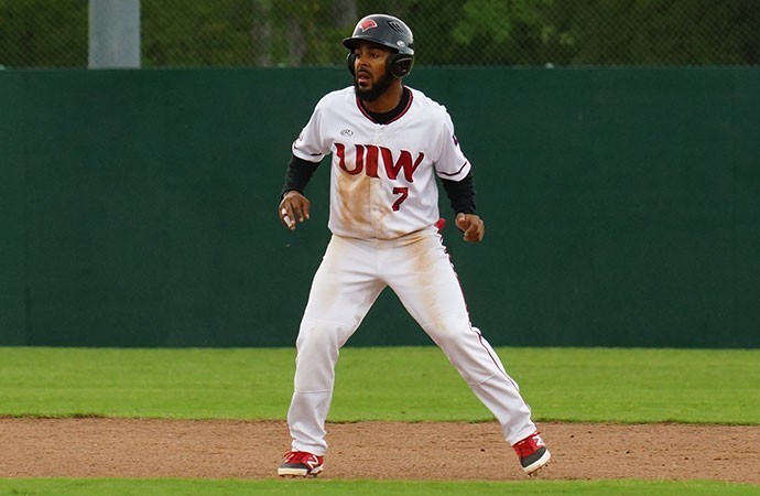 Aaron Warren - Baseball - University of the Incarnate Word Athletics