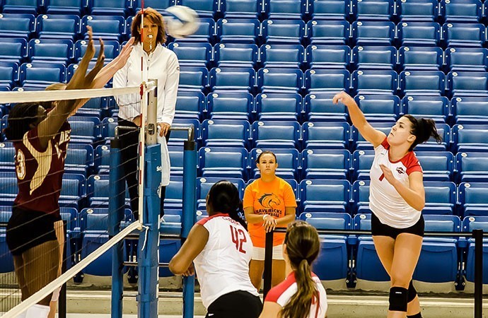 Alexa Lezak - Women's Volleyball - University of the Incarnate Word ...