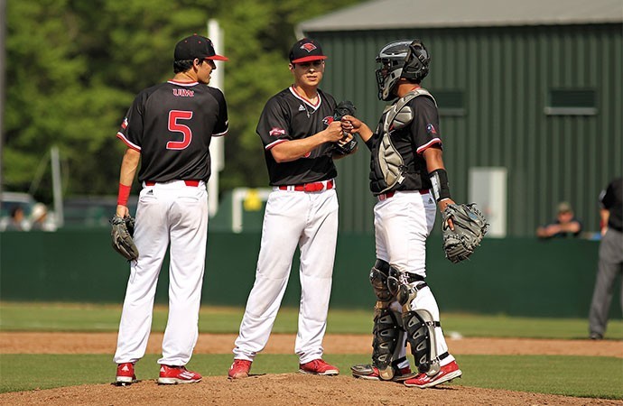 Bernie Martinez - Baseball - University of the Incarnate Word Athletics