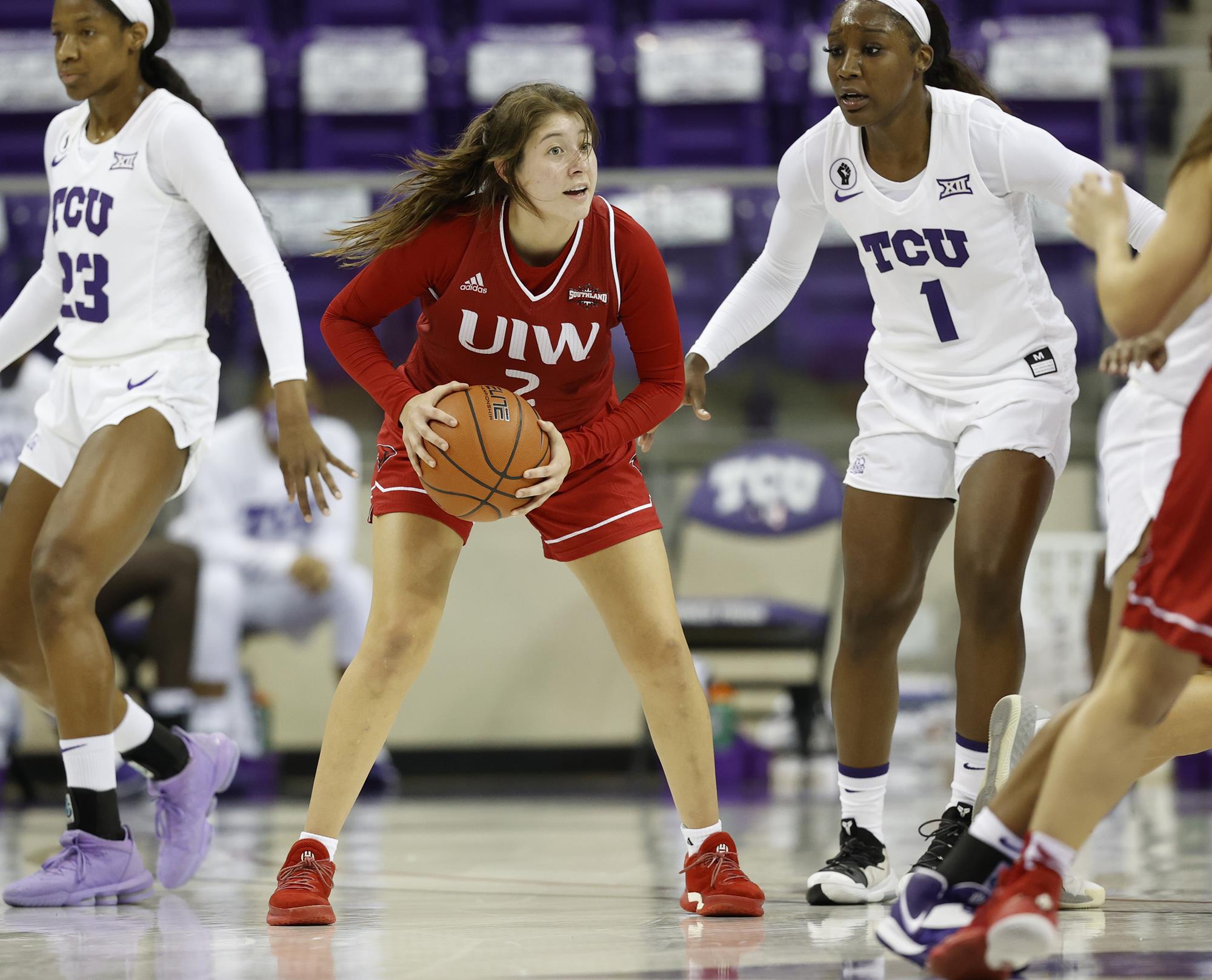 Arielle Adams - Women's Basketball - University of the Incarnate Word ...