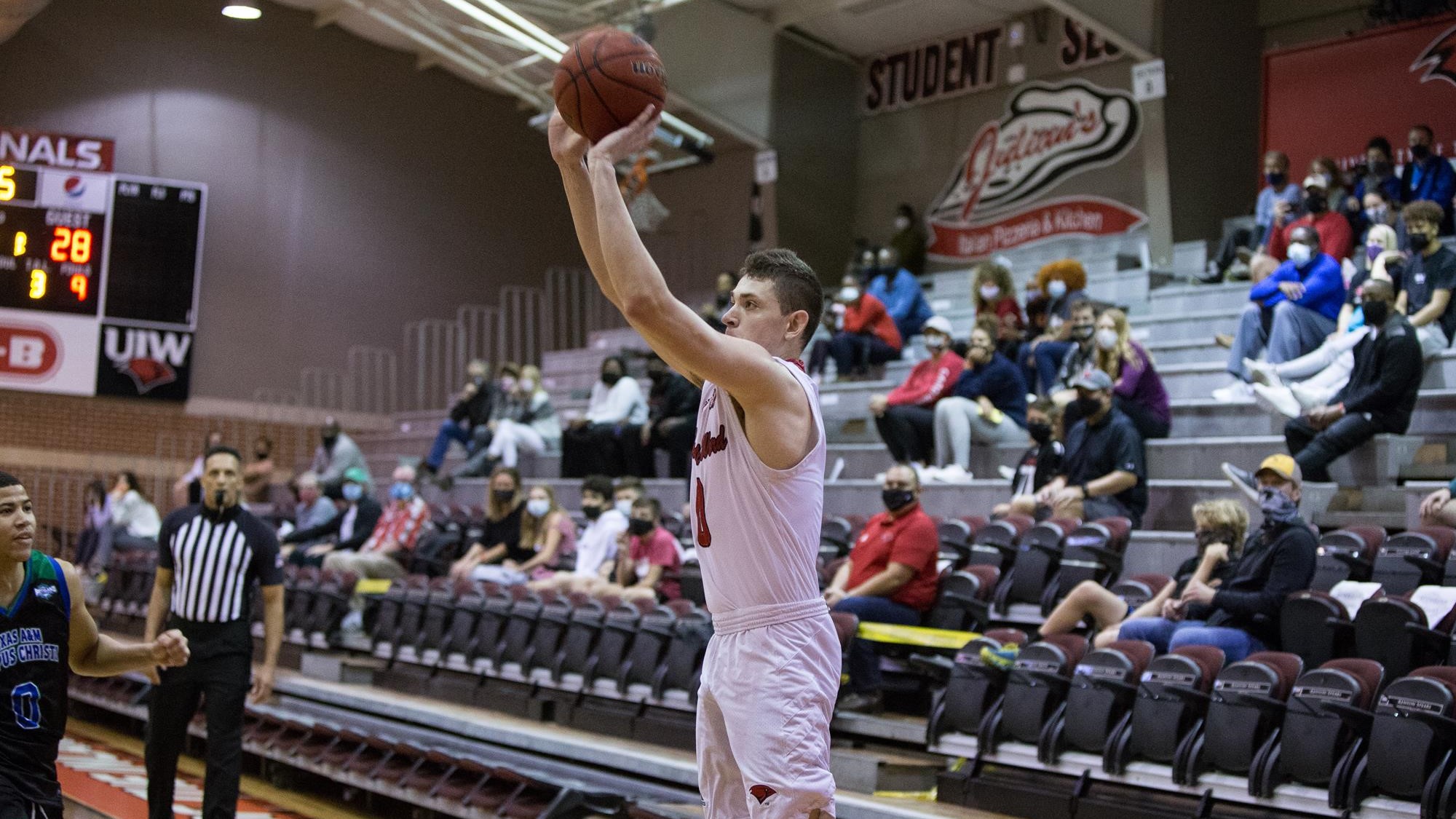 Charlie Yoder - Men's Basketball - University of the Incarnate Word ...