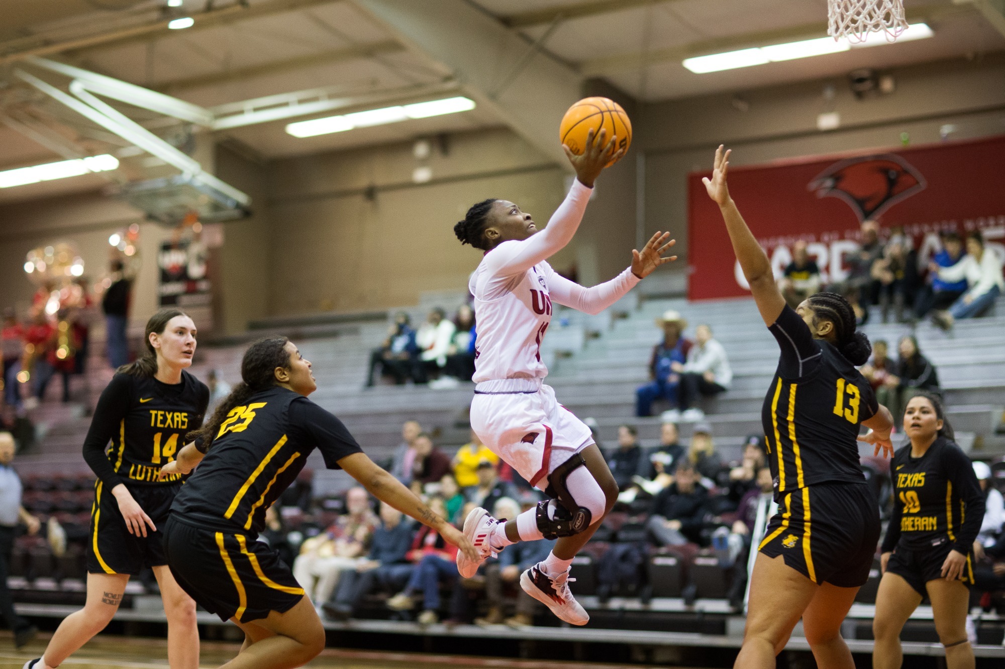 Women's Basketball Drops Battle with Horned Frogs - University of the ...