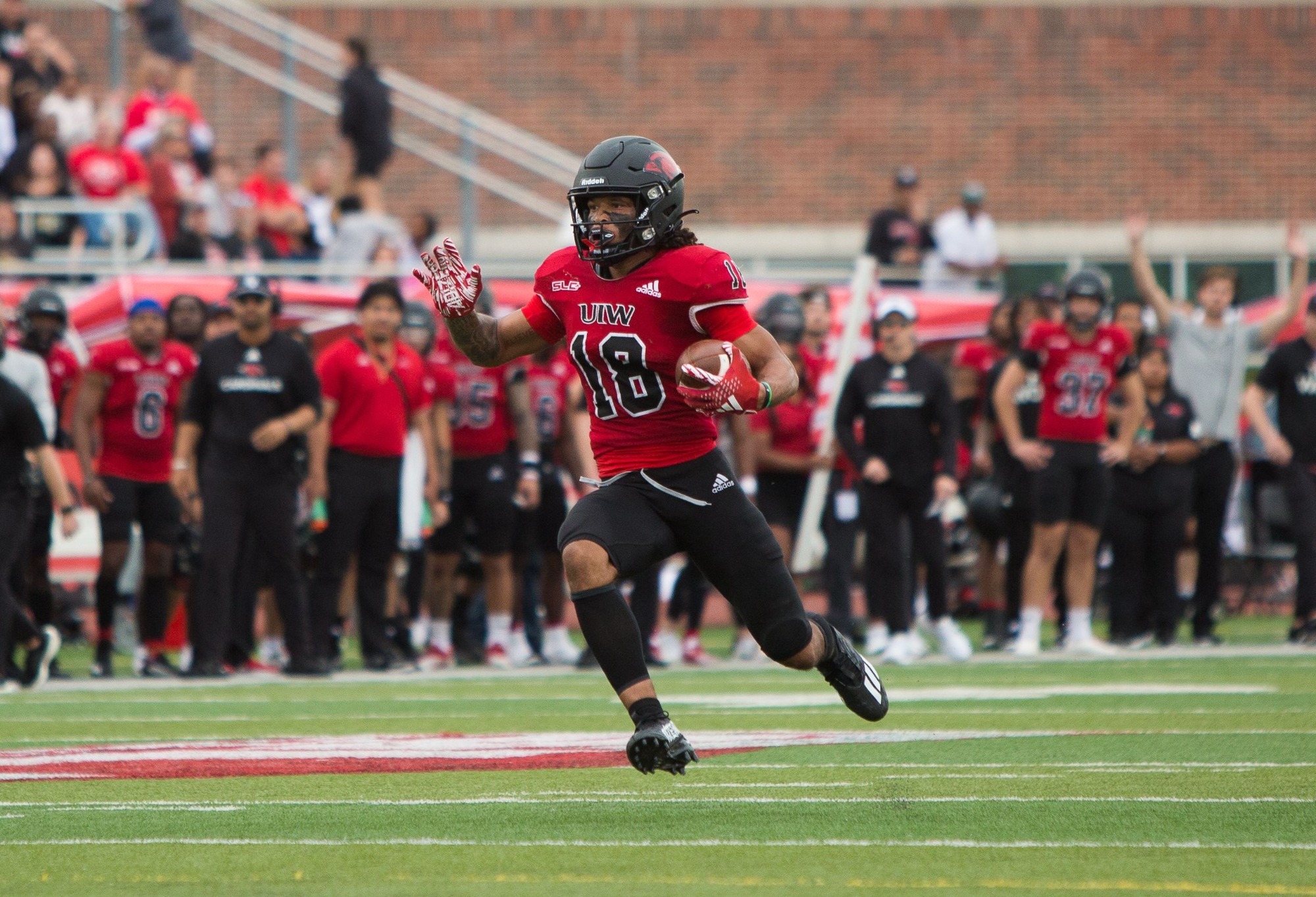 Brandon Porter - Football - University of the Incarnate Word Athletics