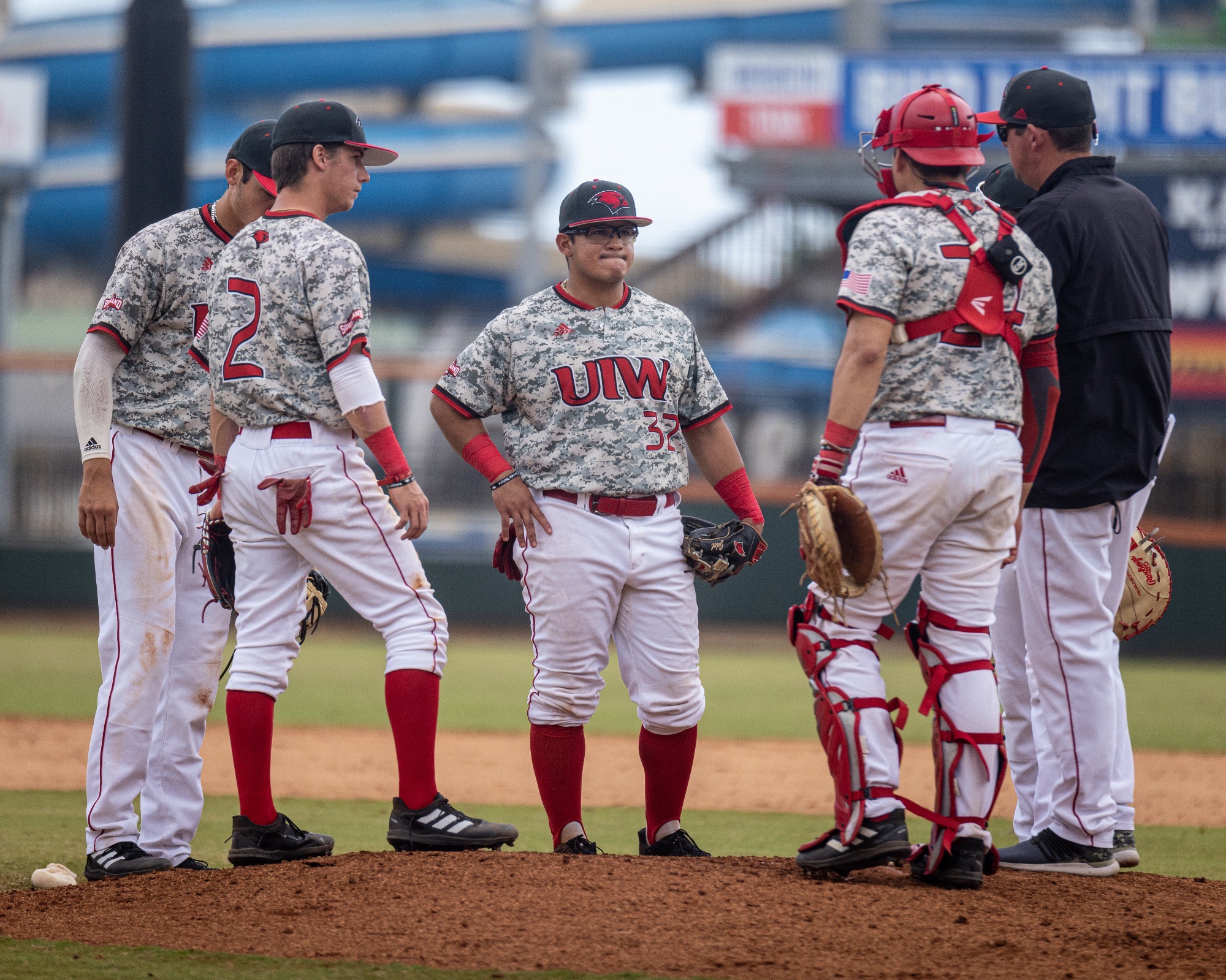 Baseball Loses Heartbreaker in Series Finale - University of the ...