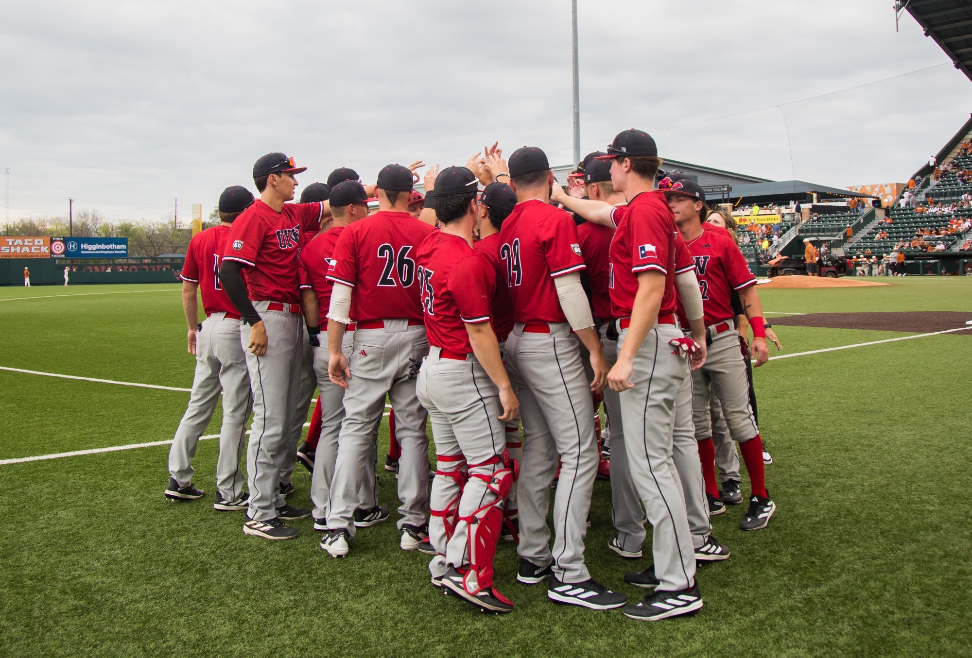 Baseball Falls to No. 23 Longhorns - University of the Incarnate Word ...