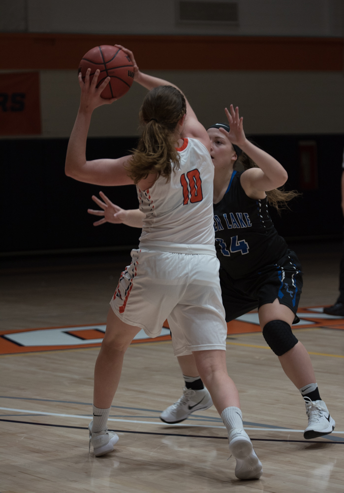 Anna Menges - 2017-2018 - Women's Basketball - Carroll University Athletics
