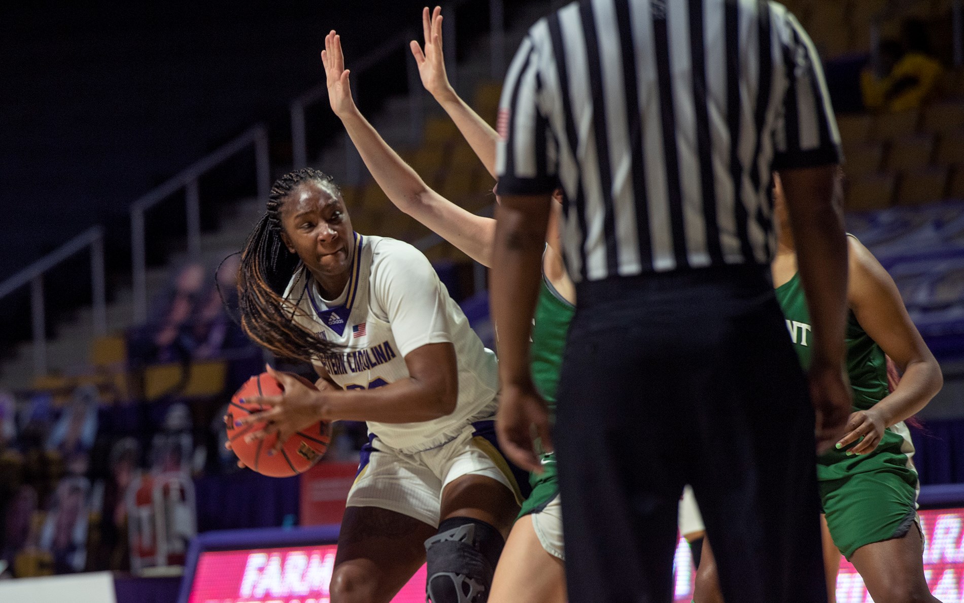 Tembre Moates - 2021-22 - Women's Basketball - Western Carolina University