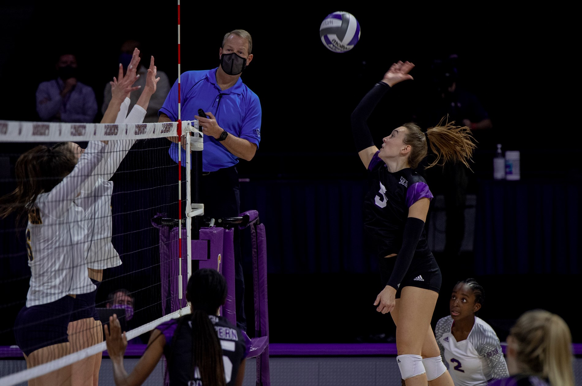 Julia Gardon - 2023 - Women's Volleyball - Western Carolina University