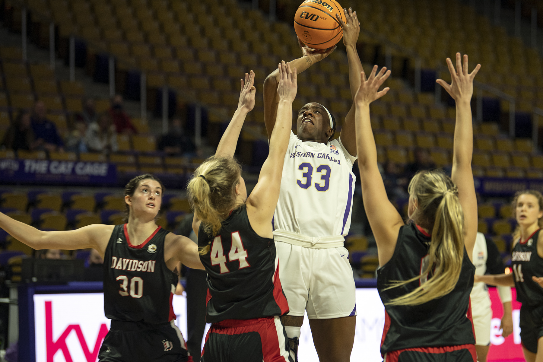 Tembre Moates - 2021-22 - Women's Basketball - Western Carolina University