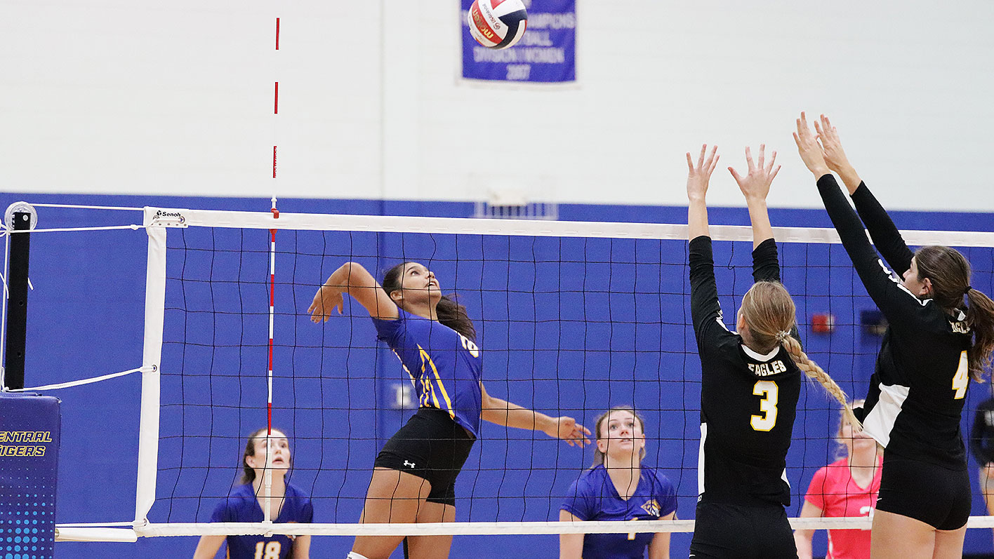 Joselin Rodriguez - 2022 - Women's Volleyball - Central Christian ...