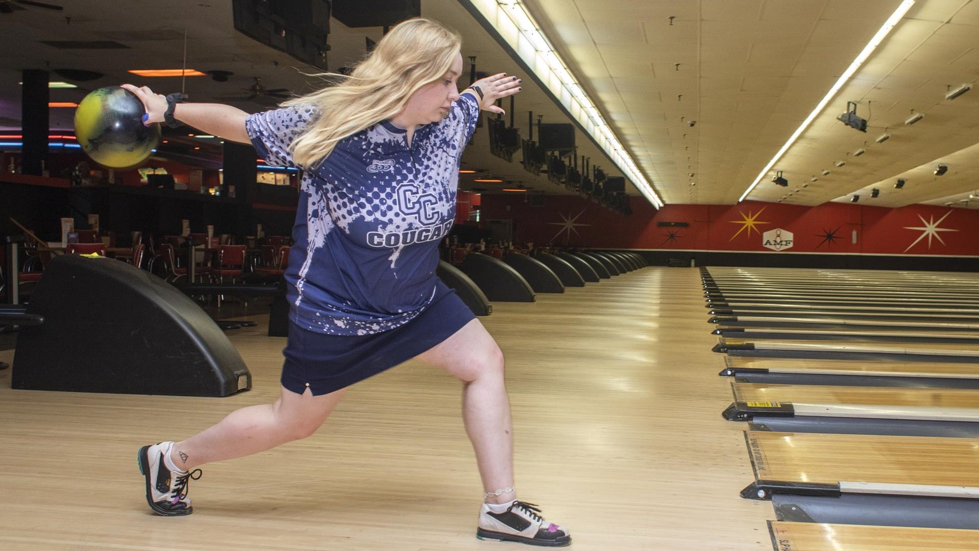 Hailey Collins - Women's Bowling - Columbia College Athletics