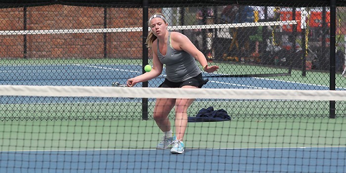 Maddie Cahill-Sanidas - Women's Tennis - Colorado College Athletics