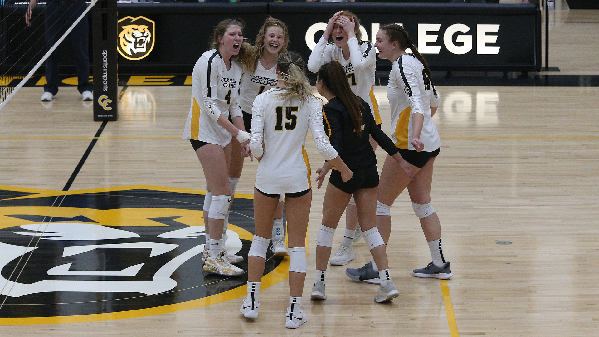 Colorado College Sweeps No. 1 Trinity - Colorado College Athletics