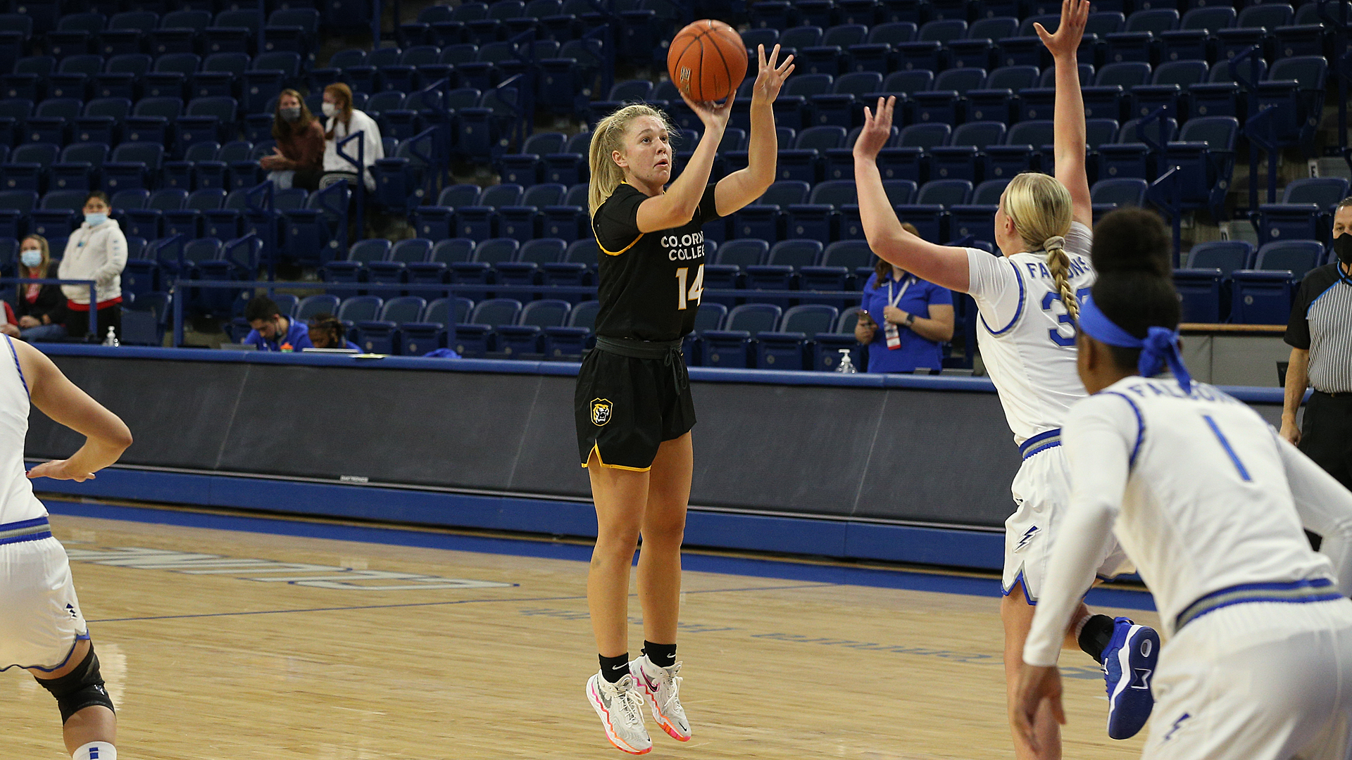 Talia Cloud - Women's Basketball - Colorado College Athletics