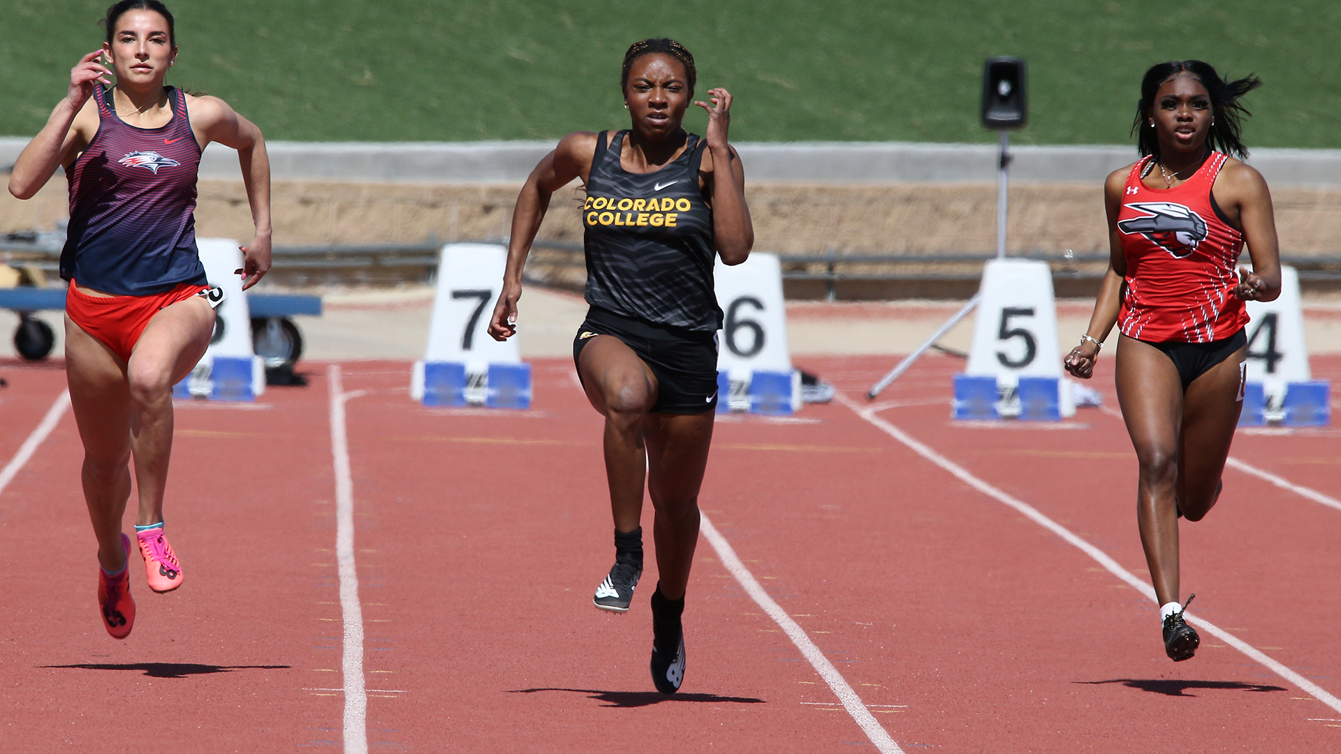 Shekinah Oloyede - Women's Track & Field - Colorado College Athletics