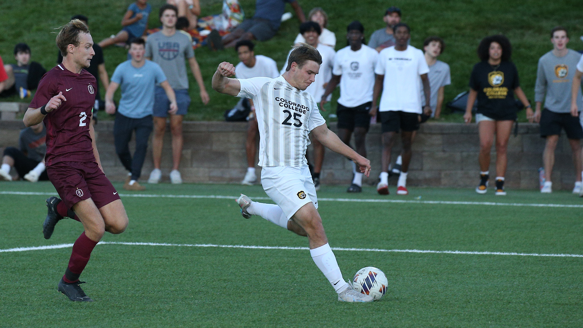 #19 Tigers Outlast #22 Trinity, Take Over First Place in SCAC ...