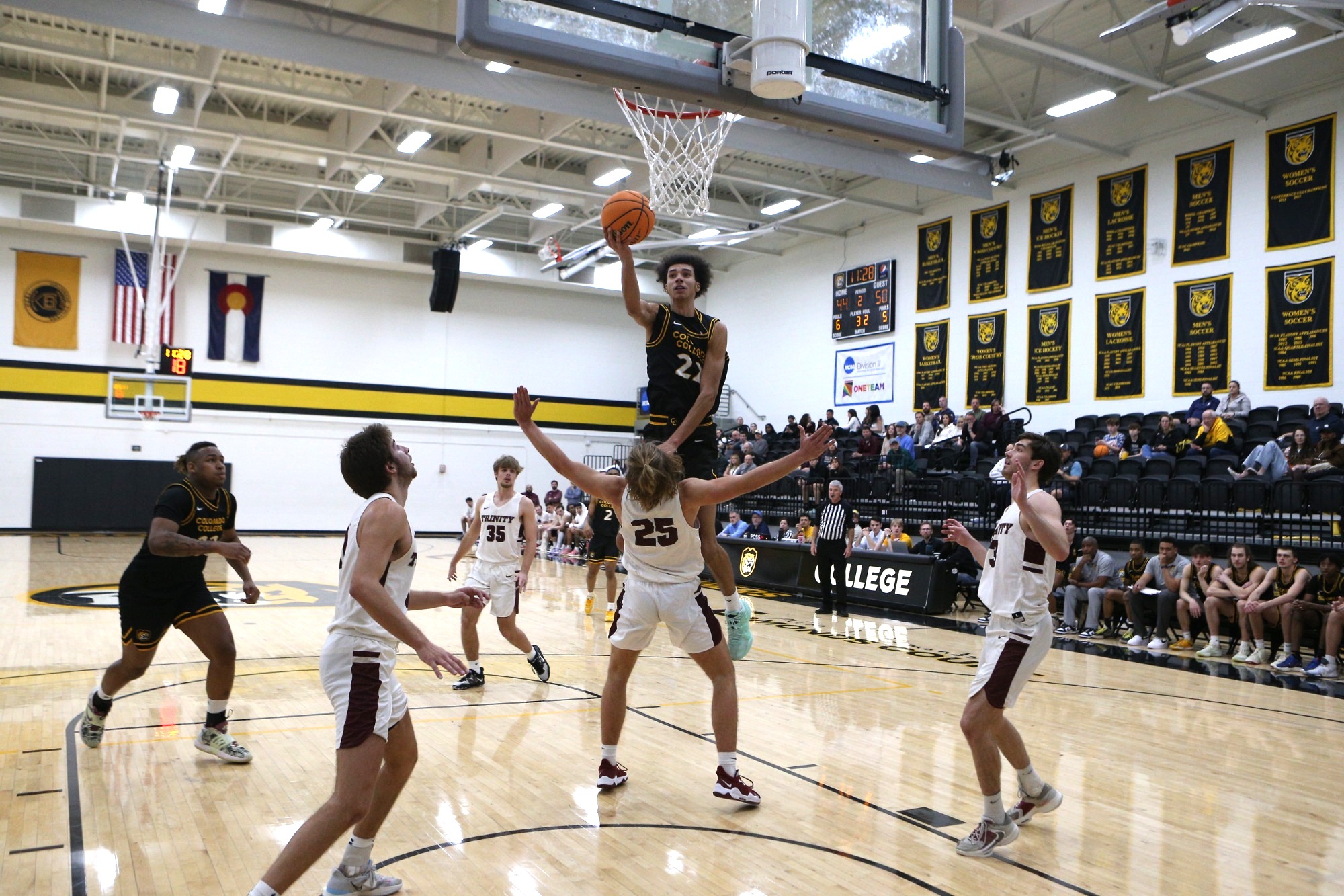 CC Defeats Trinity for First Time Since 2020 - Colorado College Athletics