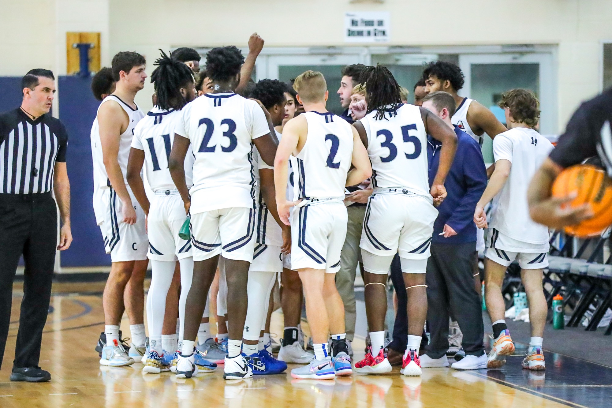 Men's Basketball Rolls Past FDU - Centenary University Athletics