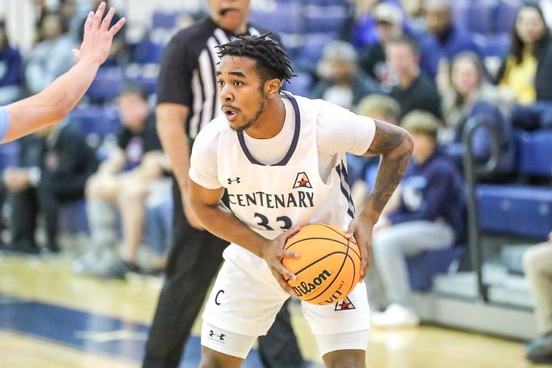 Men's Basketball Drops Road Contest To Neumann - Centenary University ...