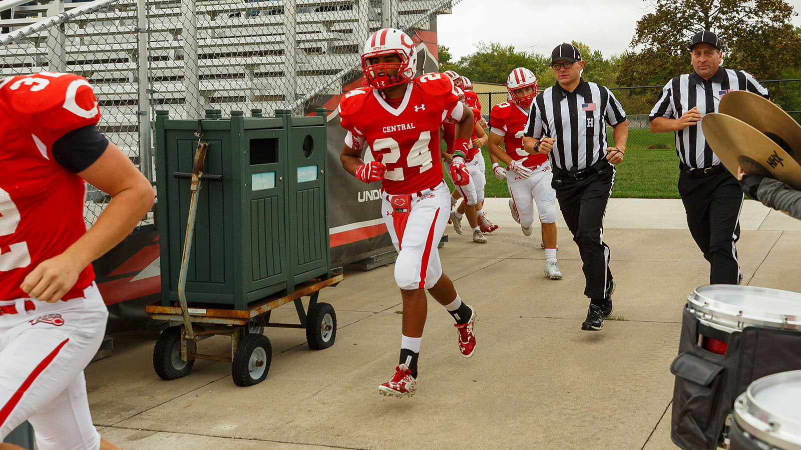 Derrick Gray - Football - Central College Athletics