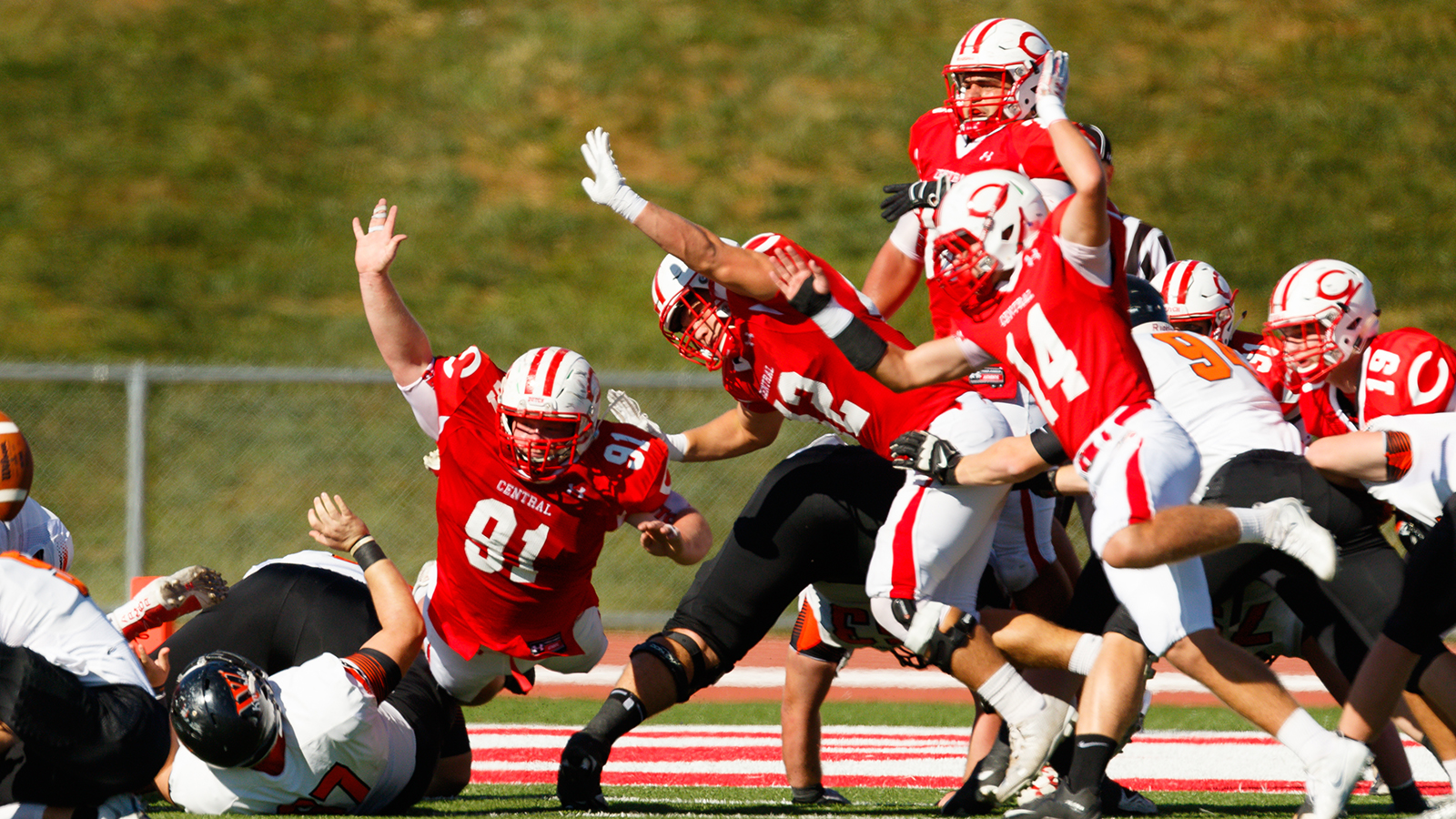Wesley Wheat - Football - Central College Athletics
