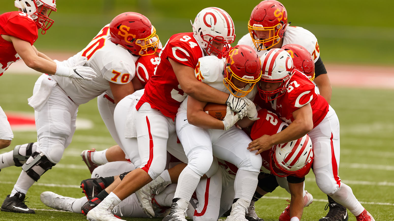 Lou Gomez - Football - Central College Athletics