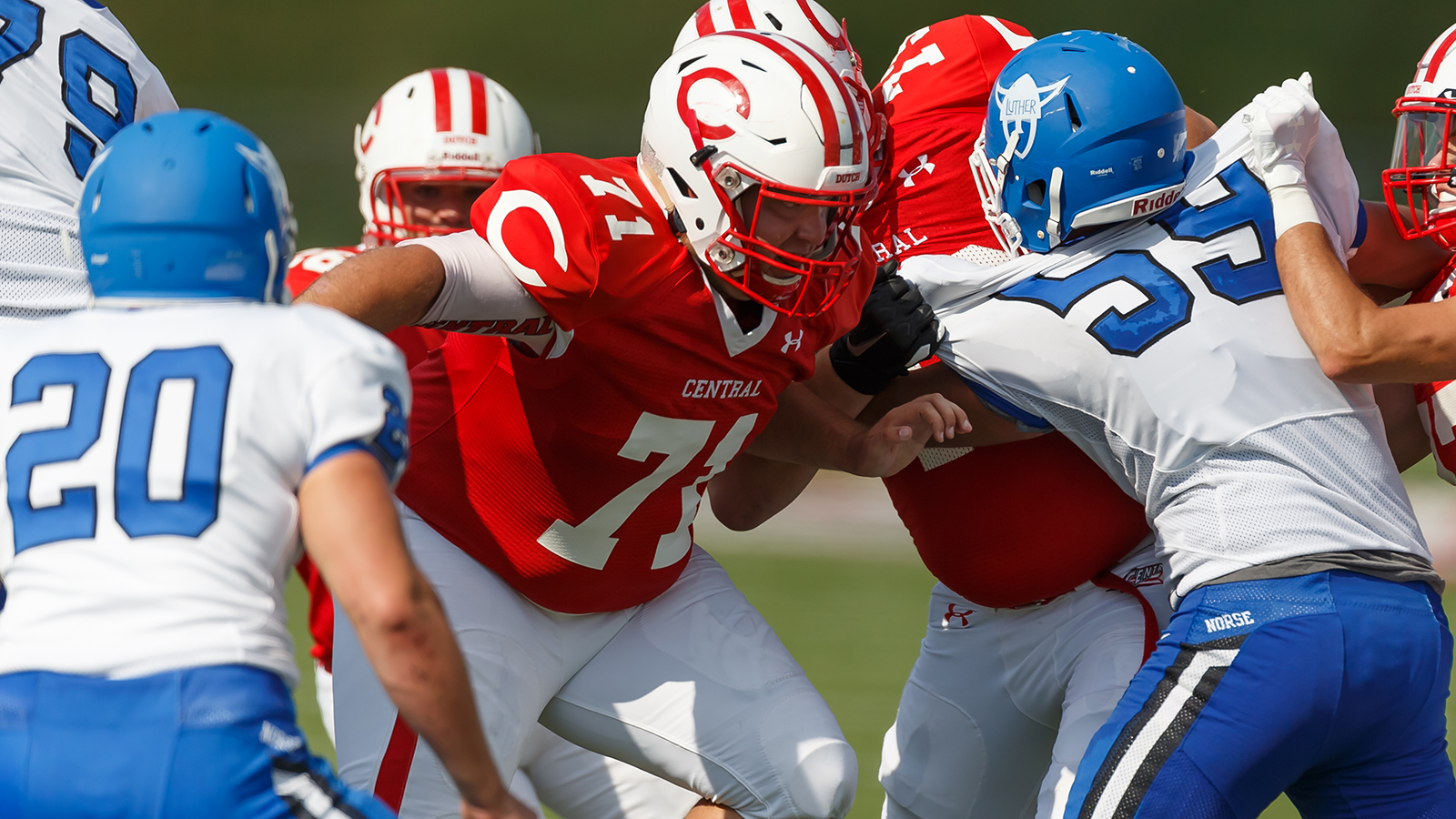 Dylan Tuttle - Football - Central College Athletics