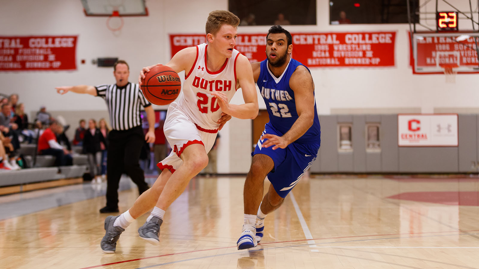Dutch men rally for overtime basketball win - Central College Athletics