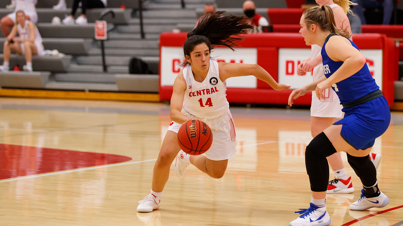 Cynthia Rangel - Women's Basketball - Central College Athletics