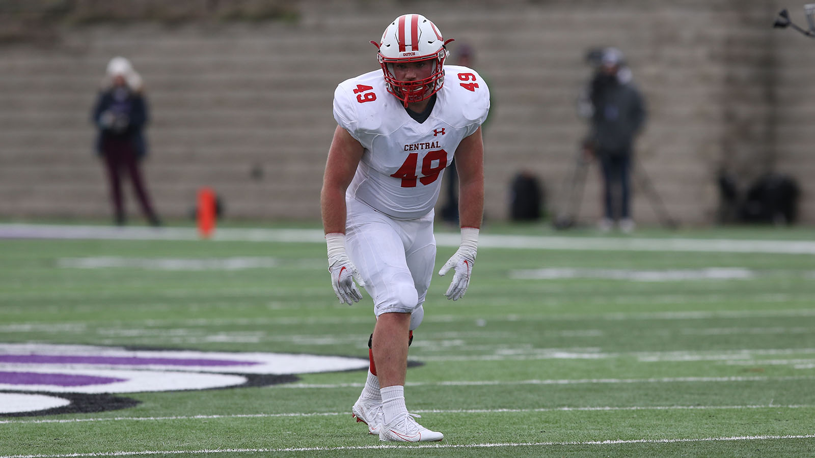 Aaron Roelfs - Football - Central College Athletics