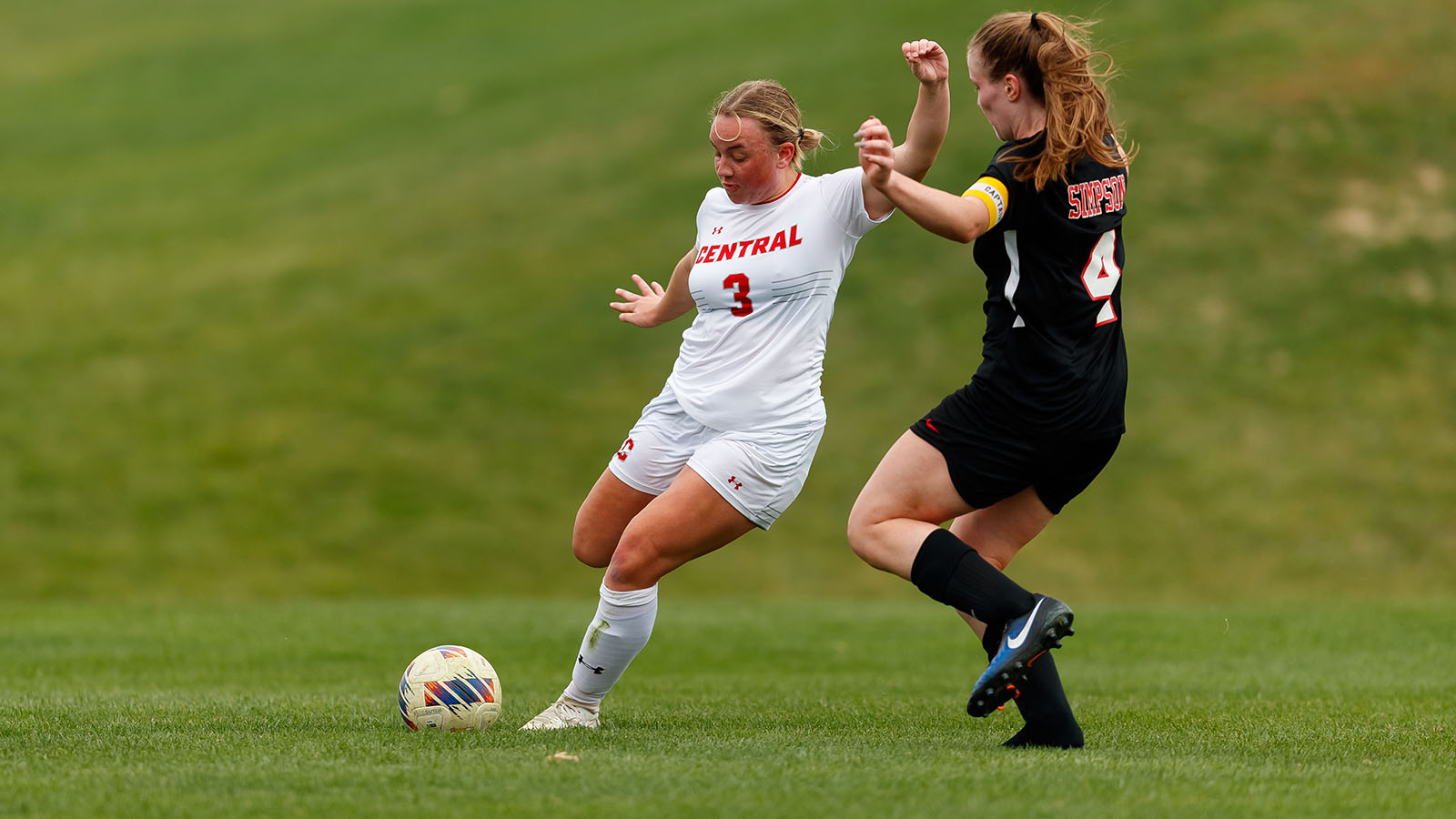 Hailey Hunter - Women's Soccer - Central College Athletics
