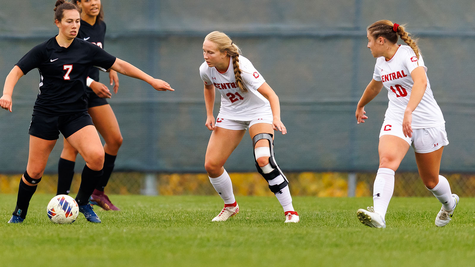 Bridget Lynch - Women's Soccer - Central College Athletics