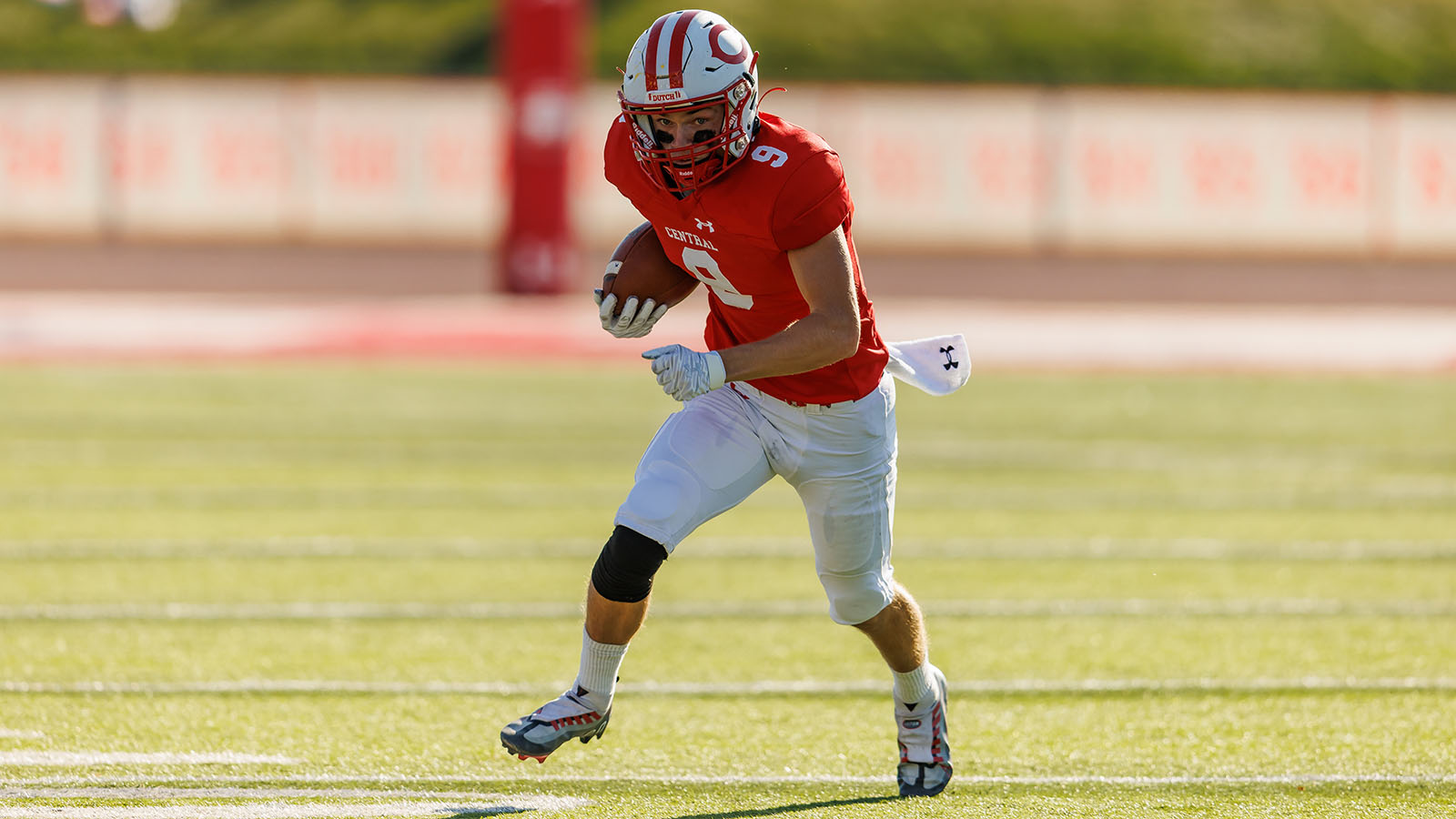 Nick Johnson - Football - Central College Athletics