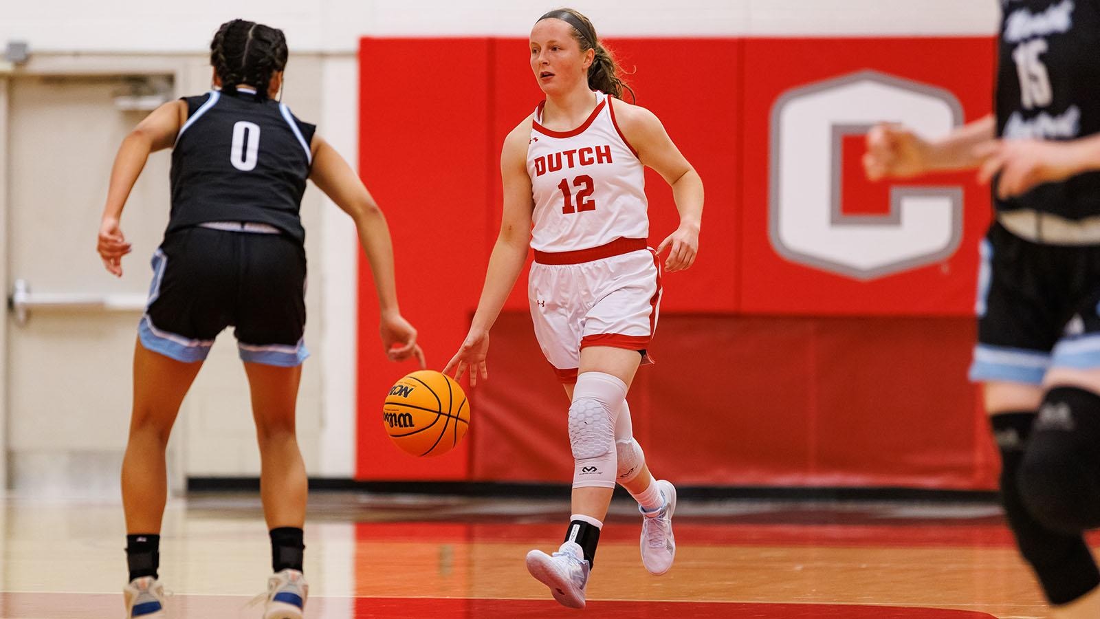 Danae Greig - Women's Basketball - Central College Athletics