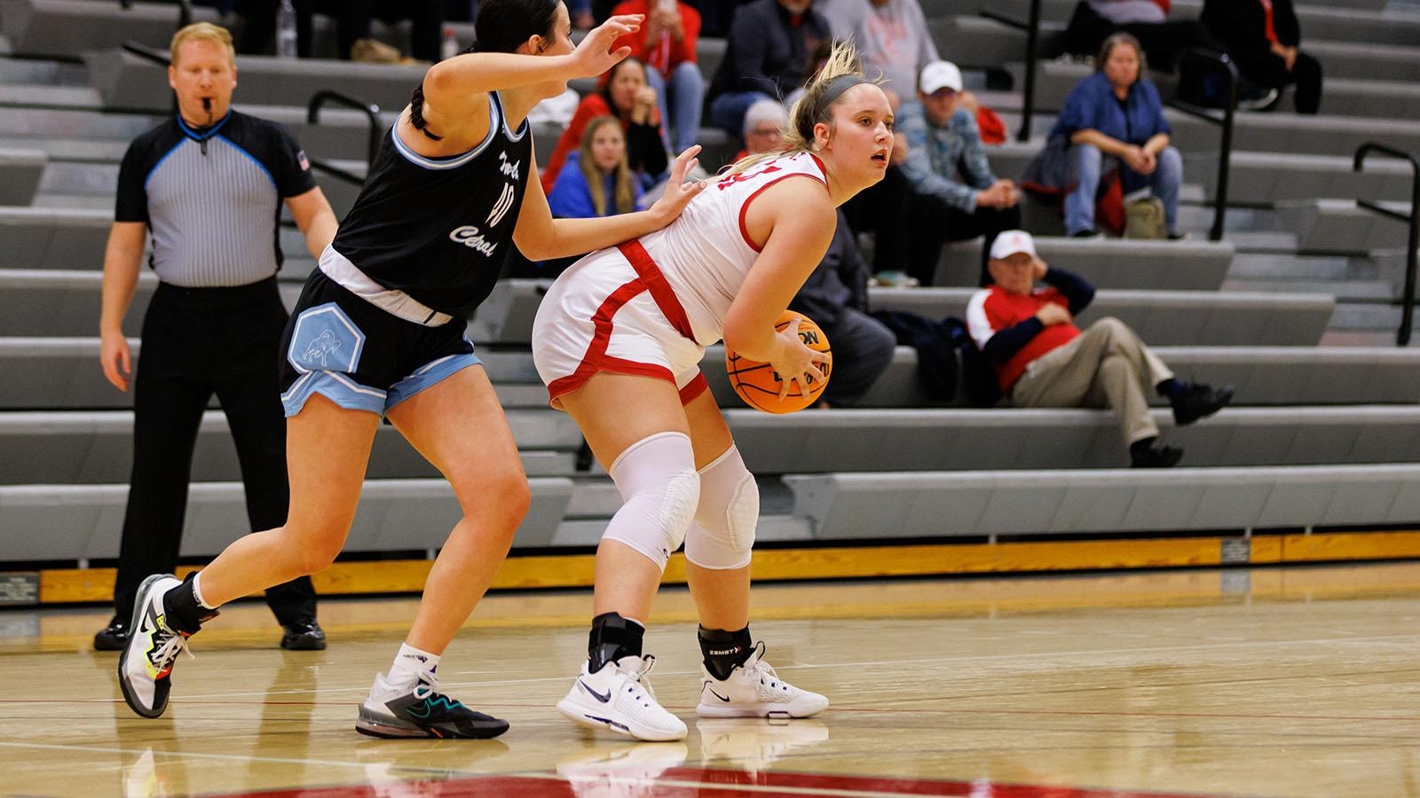 Kaylee Weber - Women's Basketball - Central College Athletics