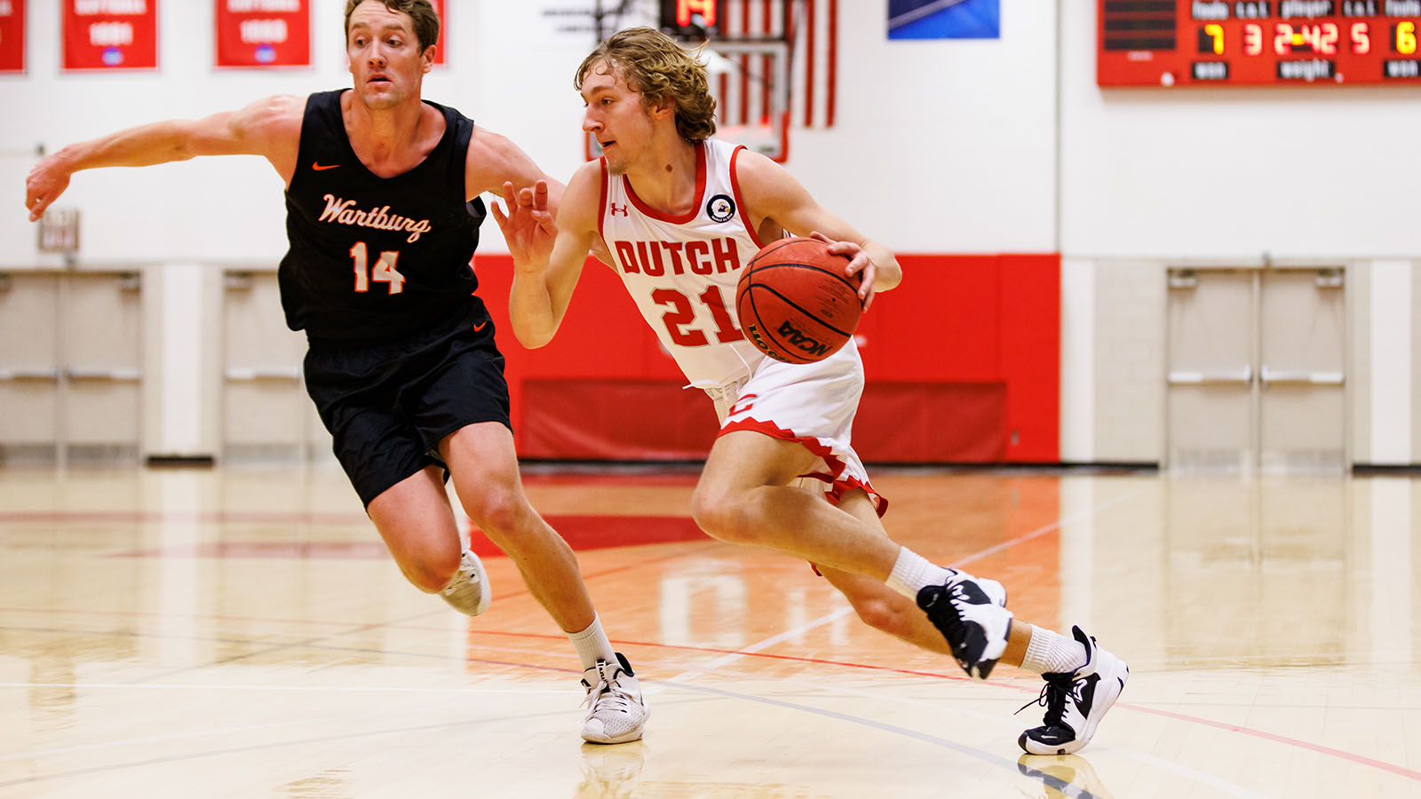 Kale Purcell - Men's Basketball - Central College Athletics