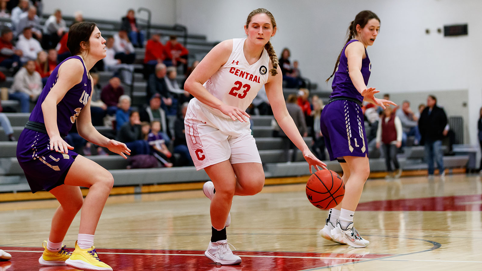 Annie Swaters - Women's Basketball - Central College Athletics
