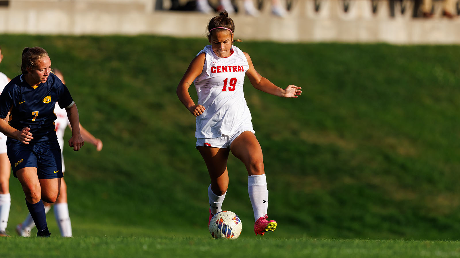 Alyssa Castillo - Women's Soccer - Central College Athletics