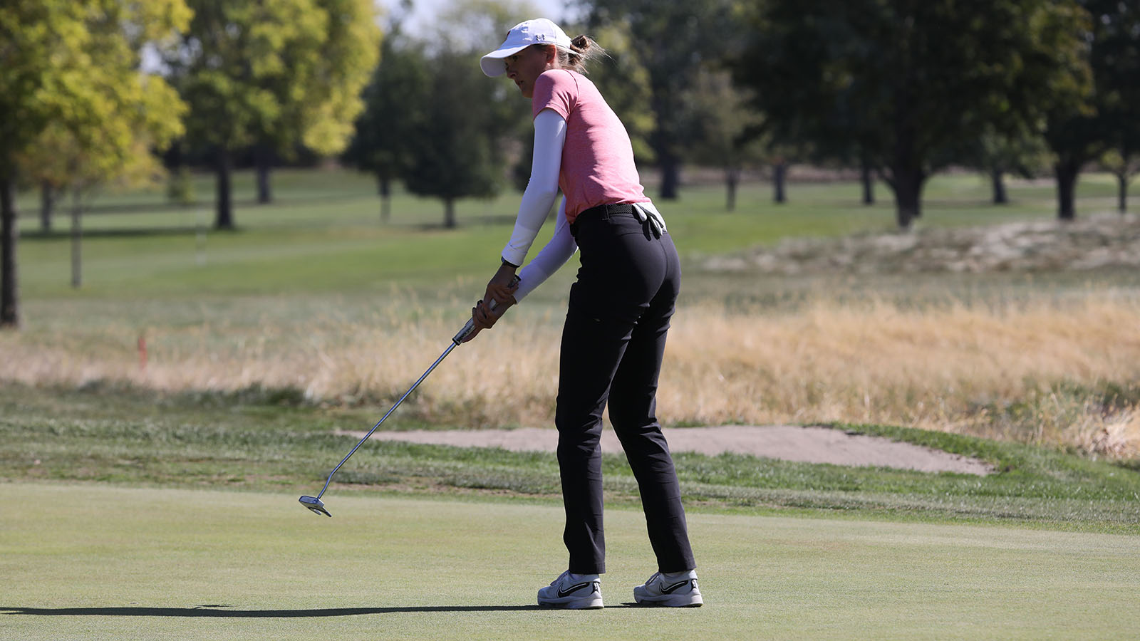 Avery Woods - Women's Golf - Central College Athletics