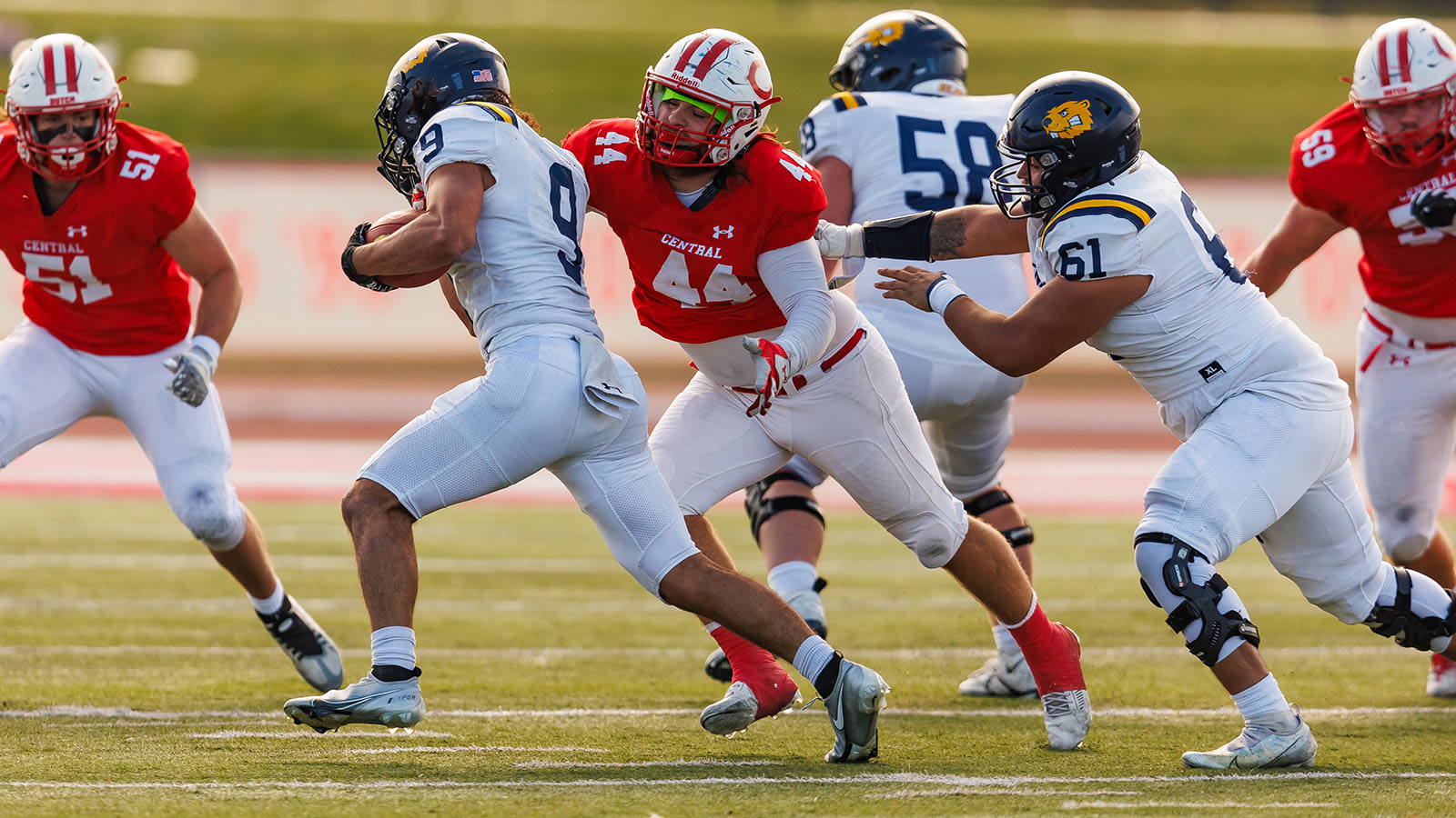 Hunter Olson - Football - Central College Athletics