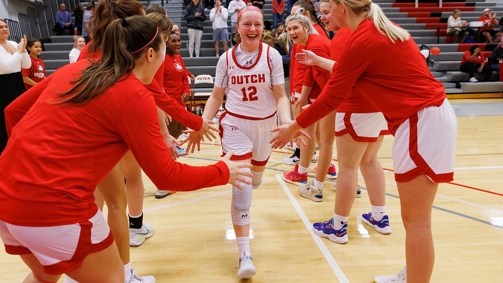 Danae Greig - Women's Basketball - Central College Athletics