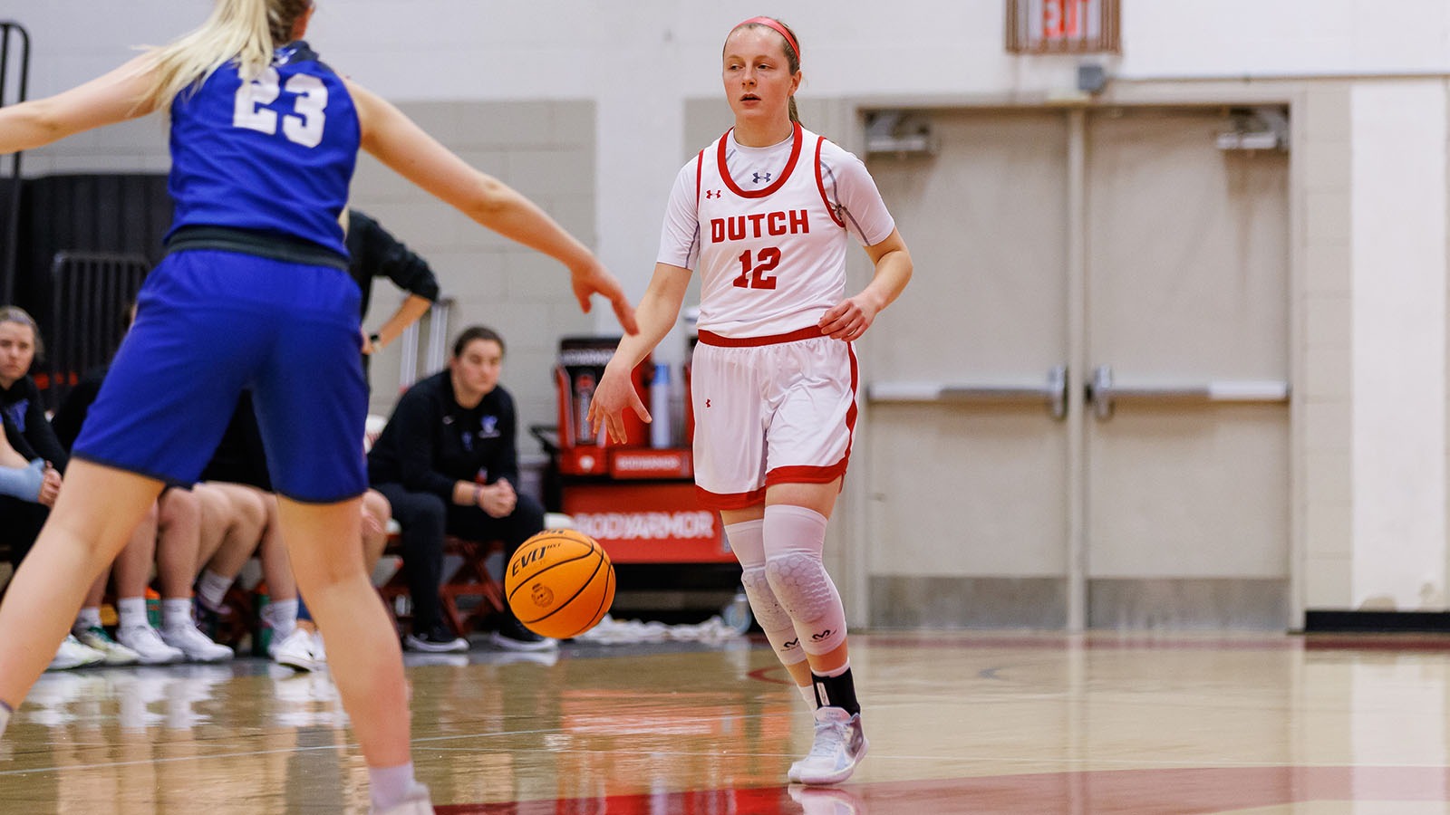 Danae Greig - Women's Basketball - Central College Athletics