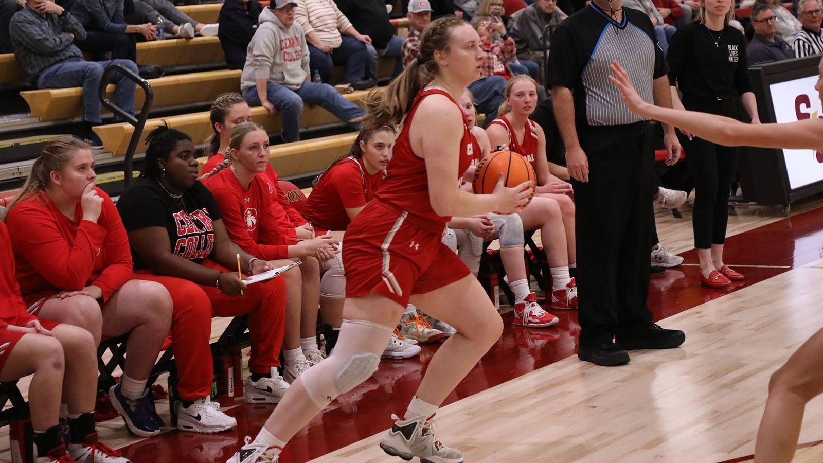 Kelsea Hurley - Women's Basketball - Central College Athletics