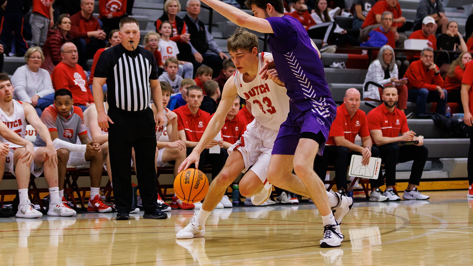 Kole Tupa - Men's Basketball - Central College Athletics