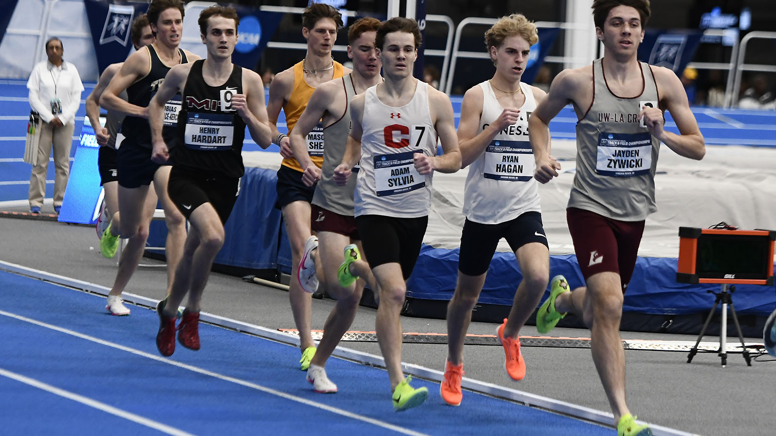 Adam Sylvia - Men's Track and Field - Central College Athletics