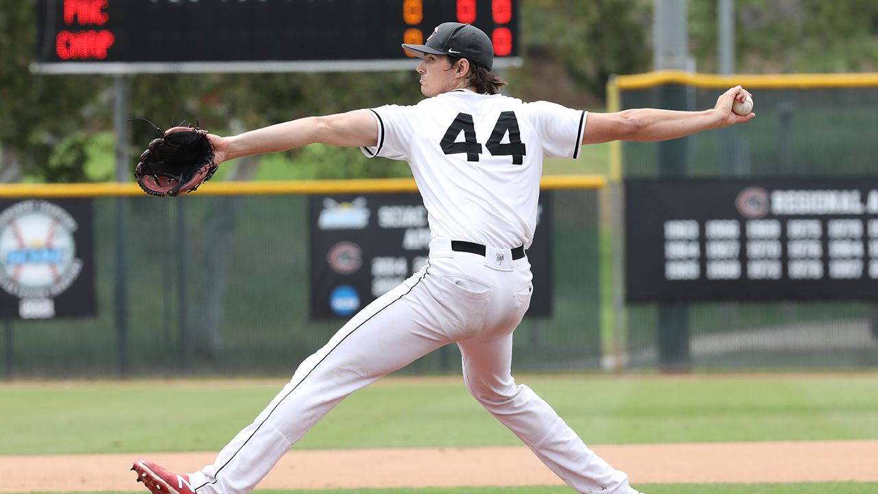 No. 7 baseball opens season with loss - Chapman University
