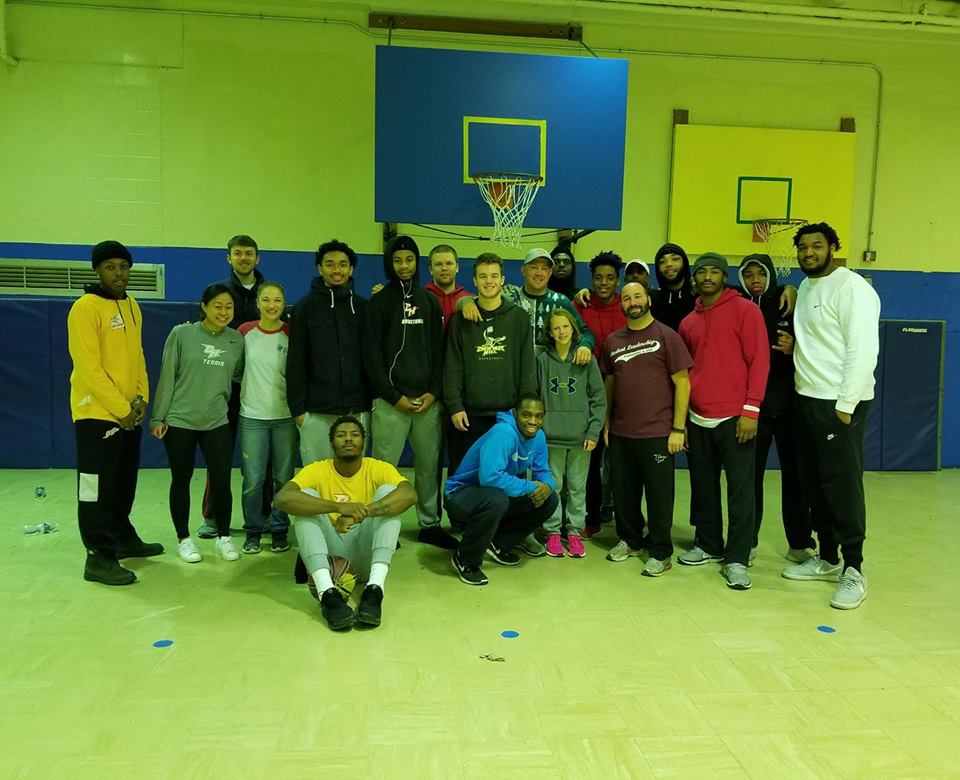 Dexter Thompson - Men's Basketball - Chestnut Hill College Athletics