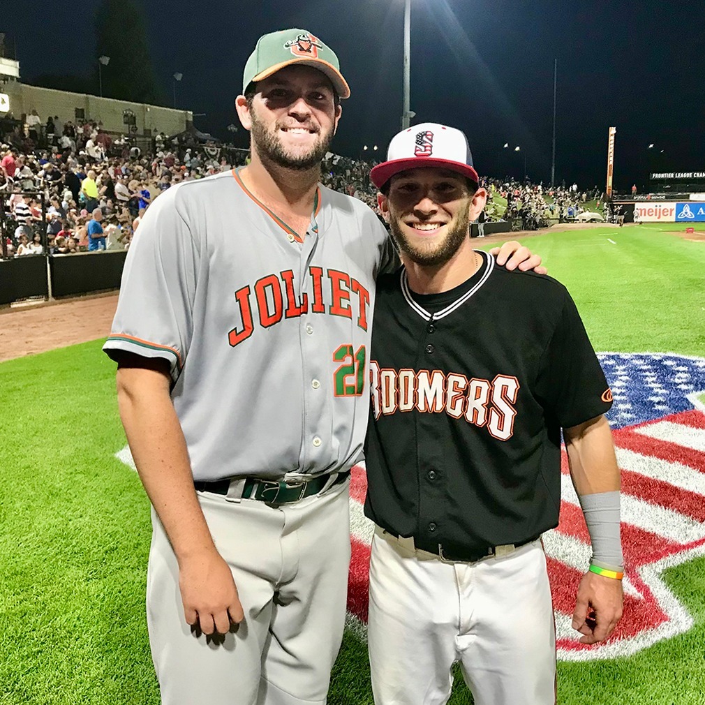 Griffin Greats Meet Up on the Professional Baseball Diamond - Chestnut ...