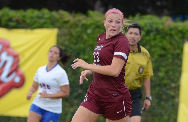 Nicole Roberts - 2014 - Women's Soccer - Chico State Athletics